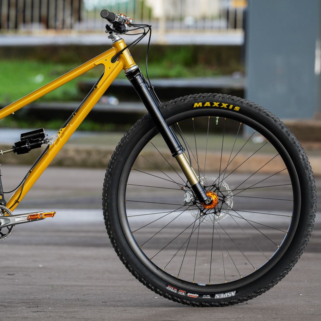 Big Bird Carbon Wheelset 29″/32″ - Starling Cycles